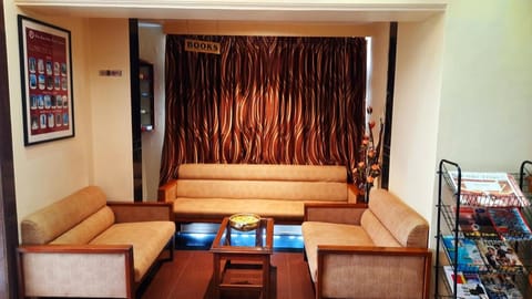Ramee Guestline Khar Hotel | Mumbai | VacationRenter