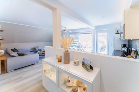 FEWO am Schwanenteich mit Dachterrasse - Innenstadt | Emden | VacationRenter