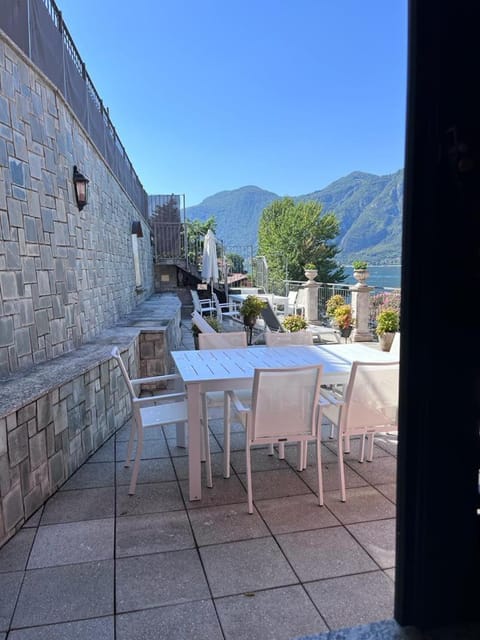 Villa Olcio - Al lago | Mandello del Lario | VacationRenter
