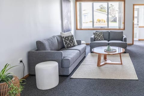 The Blue Shack | Port Sorell | VacationRenter