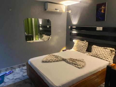 Sunrise Center Bonapriso - 109 | Douala | VacationRenter