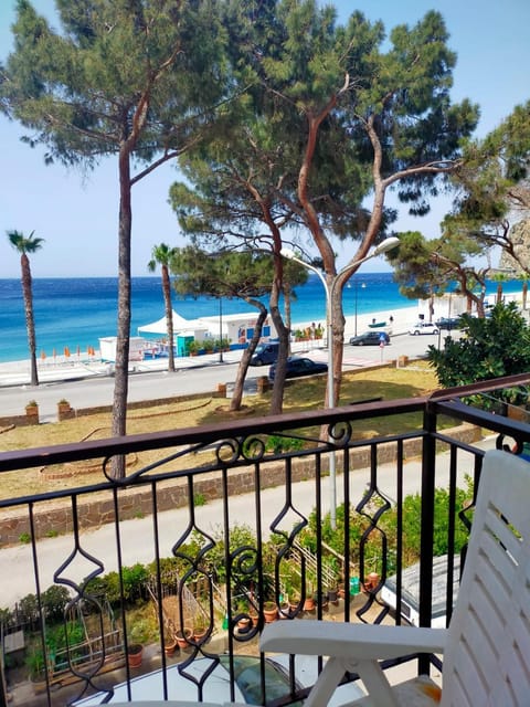 Scilla Holiday Home | Scilla | VacationRenter