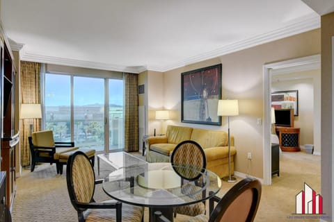 MGM Signature-06-714 1Br 2Ba Balcony Suite | Las Vegas Strip | VacationRenter