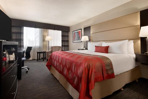 Ramada Plaza by Wyndham Regina Downtown | Regina | VacationRenter