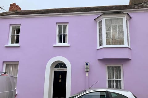 Stretton House - Family friendly house in the heart of Tenby. | Wales ...