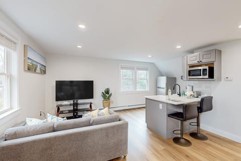 Blooming Sunshine - Unit 2 | Falmouth | VacationRenter