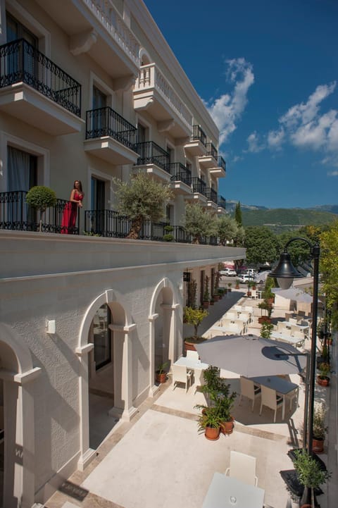 Hotel Moskva | Budva | VacationRenter