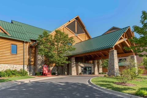 Three Bears Resort, Ascend Hotel Collection | Warrens, WI | VacationRenter