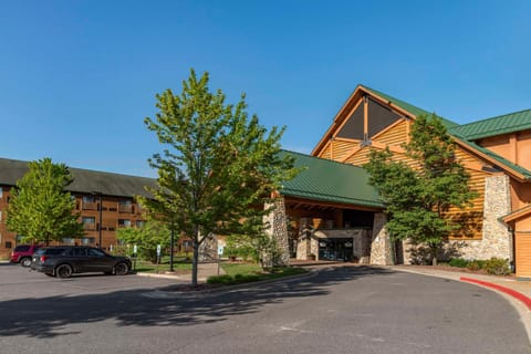 Three Bears Resort, Ascend Hotel Collection | Warrens, WI | VacationRenter