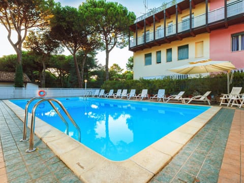 Hotel Columbia | Marina Romea | VacationRenter