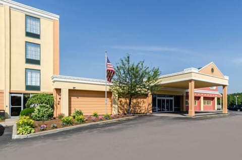 Comfort Inn Randolph-Boston | Milton | VacationRenter