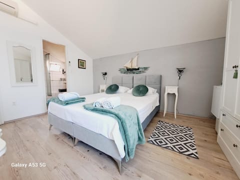 Heritage Rooms Kut | Vis | VacationRenter