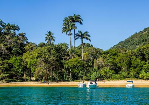 Lonier Praia Inn Flats | Angra dos Reis | VacationRenter