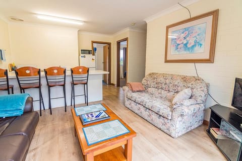 Emu Beach Chalets | Albany | VacationRenter