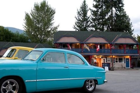 Alpine Inn & Suites | Nelson | VacationRenter