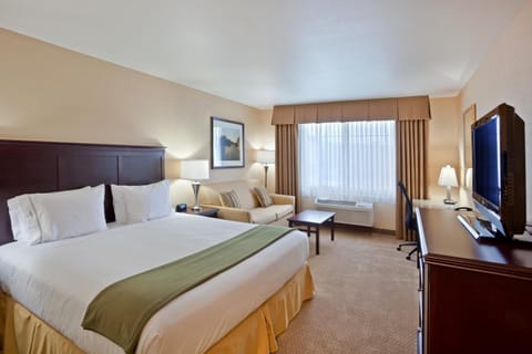 Holiday Inn Express Pullman, an IHG Hotel | Pullman, WA | VacationRenter