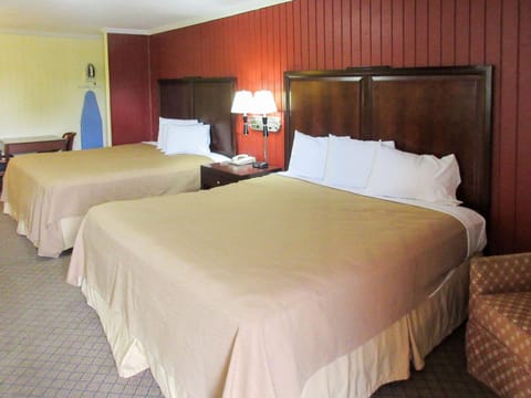 Rodeway Inn | Kansas City | VacationRenter