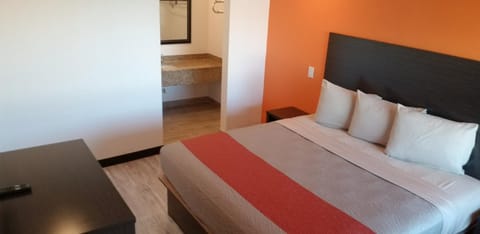 Budget Motel of USA | Hinesville, GA | VacationRenter