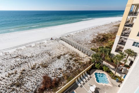 Pelican Isle 611 | Okaloosa Island | VacationRenter