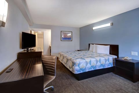 Comfort Inn Sea World Area | Point Loma, CA | VacationRenter