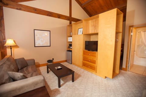 Timberland Inn | Kenora | VacationRenter