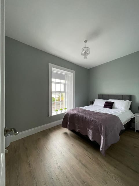 Tonn Ruray Sea View Luxury 2 Bed Apartment | Dundrum | VacationRenter