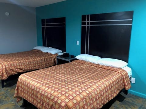 Red Crown Inn | Mesquite | VacationRenter