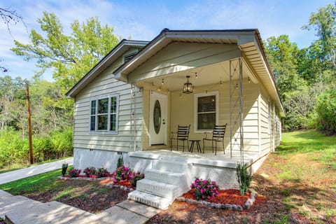 Lake Guntersville Hideaway! Home on Over 2 Acres | Scottsboro, AL ...