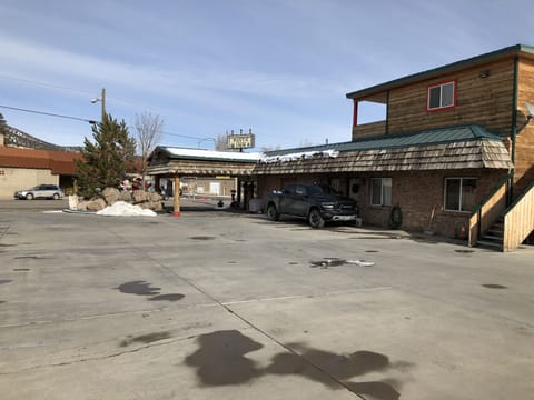Rustic Inn Motel | Ely, NV | VacationRenter