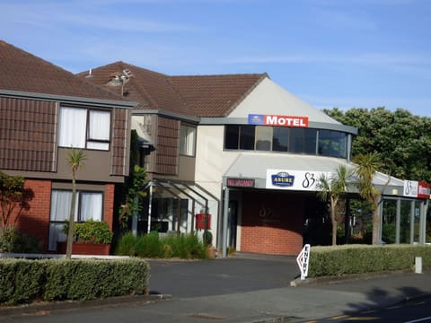 ASURE 83 By the Sea Motor Lodge | Lower Hutt | VacationRenter