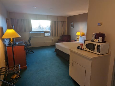 Nomad Hotel and Suites | Fort McMurray | VacationRenter