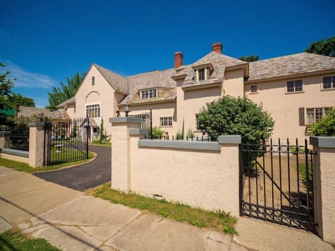Entire Mansion · The Hamilton Mansion with Extraordinary Spaces ...