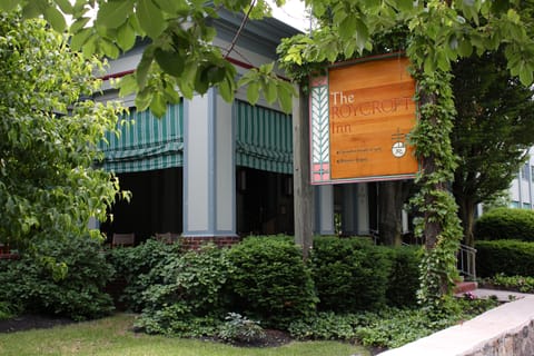 Roycroft Inn | East Aurora | VacationRenter