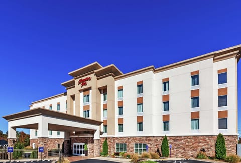 Hampton Inn North Little Rock McCain Mall | Little Rock | VacationRenter