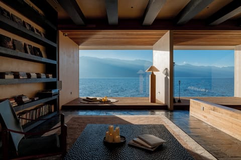 Dali Rushi Jiuxi Sea View Holiday Inn | China | VacationRenter