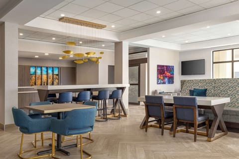 Hampton Inn By Hilton Napanee | Greater Napanee | VacationRenter