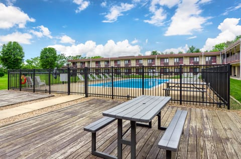 Red Roof Inn Staunton | Staunton, VA | VacationRenter