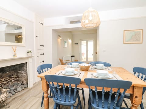 Cool Stone Cottage | Bideford | VacationRenter
