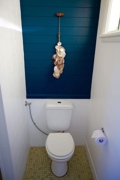 Tea Gardens Hotel | Hawks Nest | VacationRenter