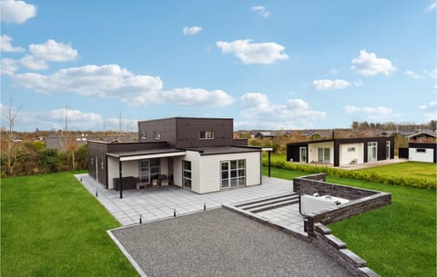 Scenic Tarm retreat for 8 near Denmark coast | Norre Nebel | VacationRenter