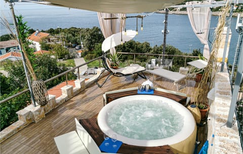 Utjeha condo for 4 near beach with pet-friendly option | Ulcinj ...
