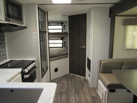 2021 Keystone Ultralight | Bloomington | VacationRenter