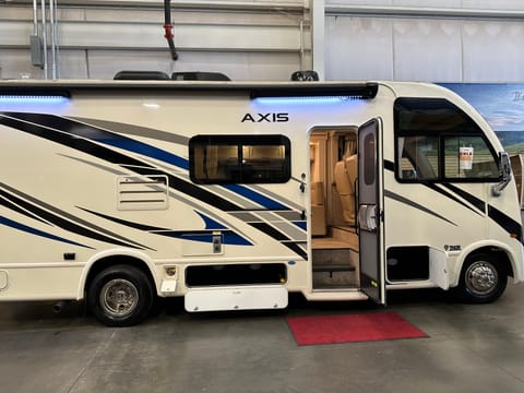 2022 Thor Motor Coach Axis 24.3 | Greeley | VacationRenter