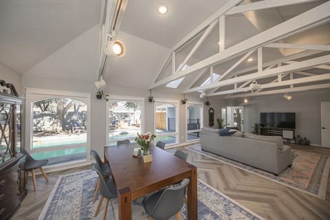 Welcome to Twin Oaks Oasis | Midland, TX | VacationRenter