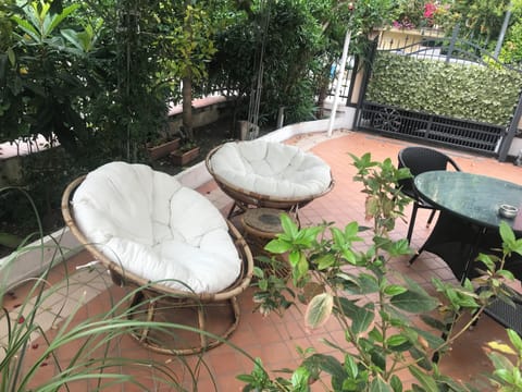 Casa Dea Cozy little house with garden a few steps from the sea ...