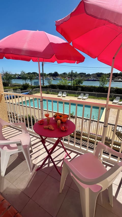 Sleeps 6 - Swimming pool - Near the beach - La Tamarissière - Agde ...