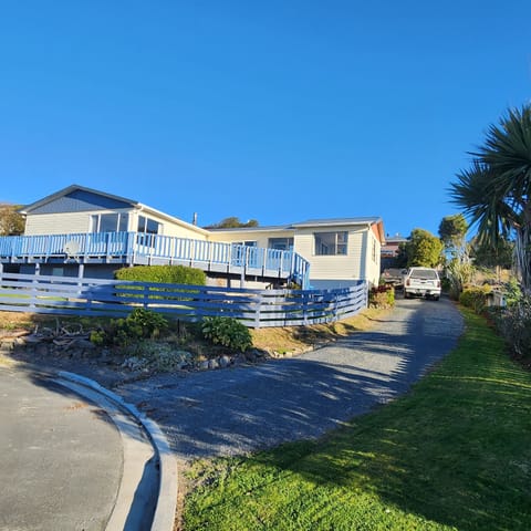 House in Kaka Point | Otago | VacationRenter