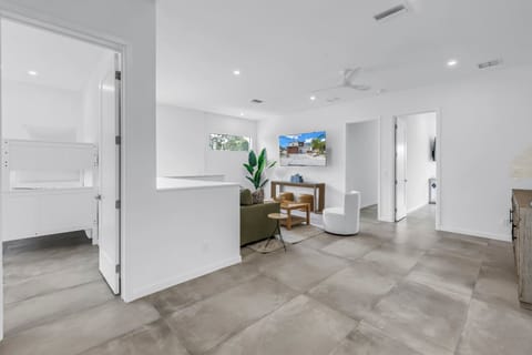 Luxury 6BR Villa w/ Pool, Spa & Fire Pit | Sarasota, FL | VacationRenter