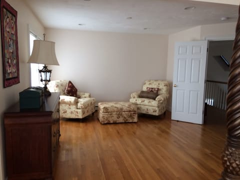 "Barefeet Retreat" ~ A Family House In Bourne With A Lovely Water View ...