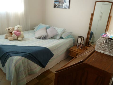 BONZA BAY -Lovely Upmarket Penthouse Apartment Holiday Home | Eastern ...